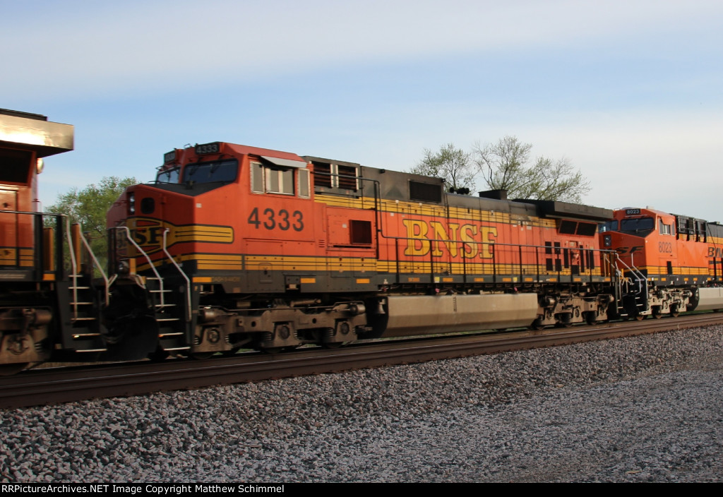 BNSF 4333